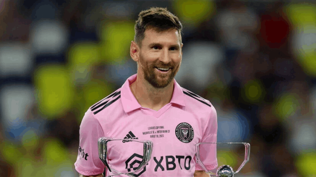 ميسي يصبح أكثر اللاعبين تتويجًا بالألقاب في تاريخ كرة القدم | رياضة